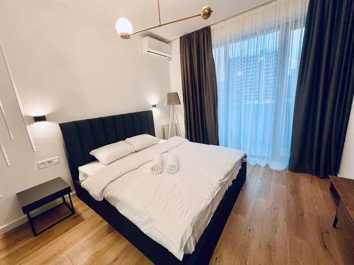 Nova Concierge Apartments - Stylish Studio - Batumi