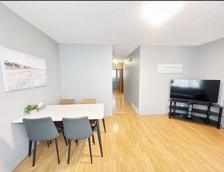 2802a Central Location Independent 2 Bedroom Suite - 薩斯卡通