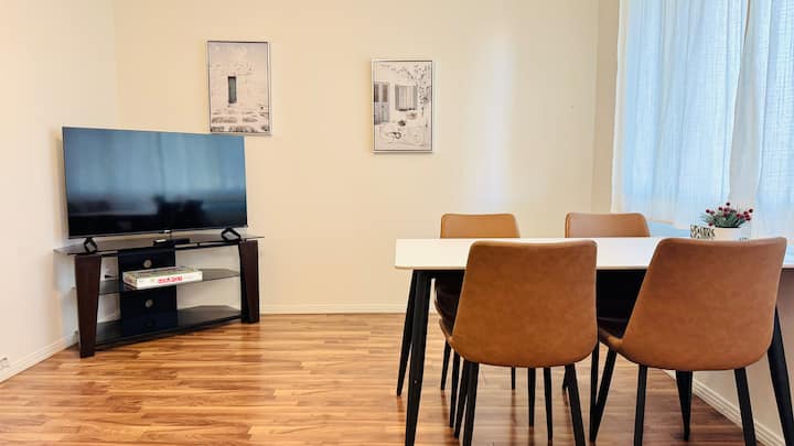2804a Main-floor 2-bedroom Suite Near 8th Street - Saskatoon