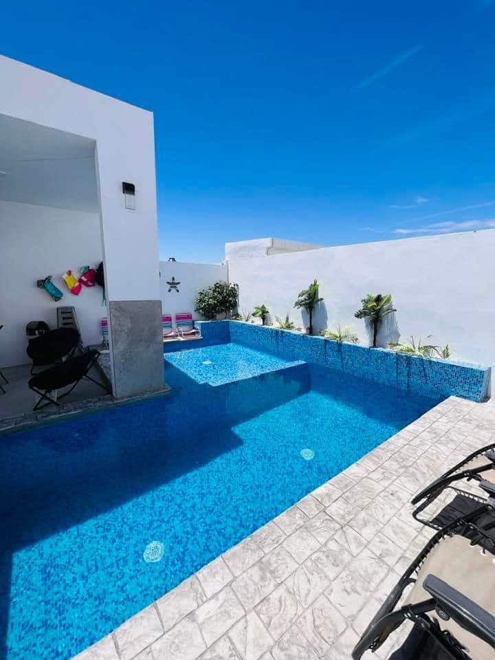 El Muchacho Alegre - Puerto Peñasco