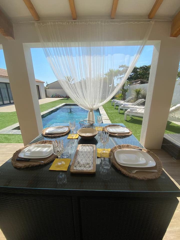 Villa La Tulipe Piscine & Pool House - Vauvert