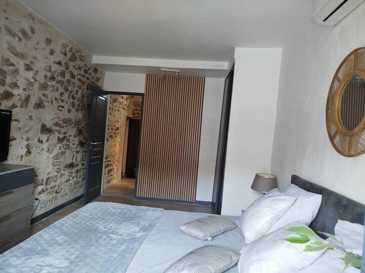 Deux Chambres Dans Maison Village - Calvisson