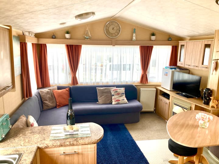 Seaside Caravan In Bude | Away Resorts - Bude