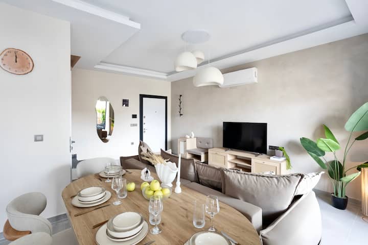 Sa Apartments | 2br | 50m To The Beach - Alanya