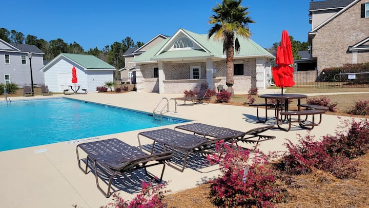 Executive Rental - Savannah Quarters Retreat - Pooler, GA