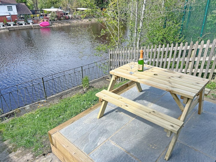 Chainbridge Cottage - Whitby Beach