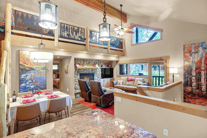Ski Townhome With Private Hot Tub - Steamboat Springs, CO