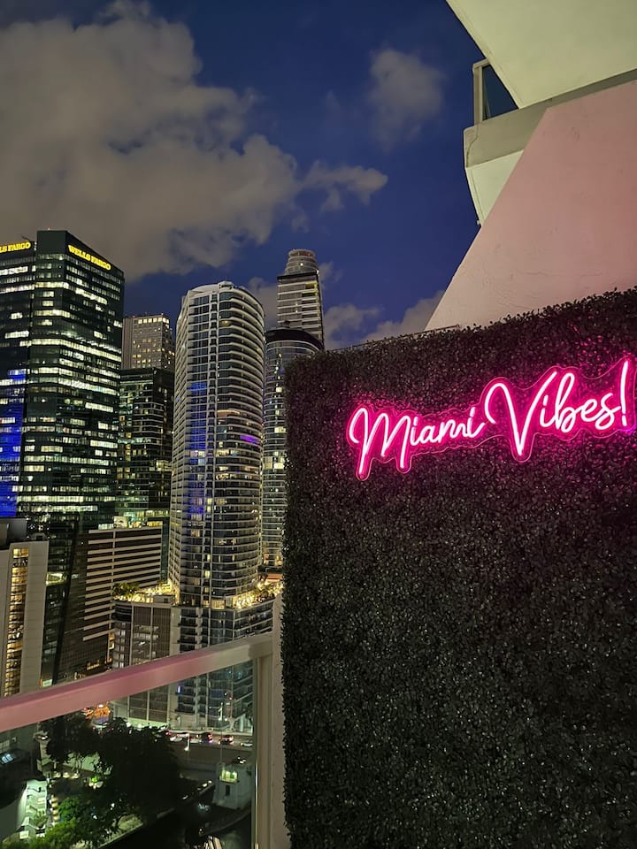 Brickell, Que Bien Te Vez ! - Miami