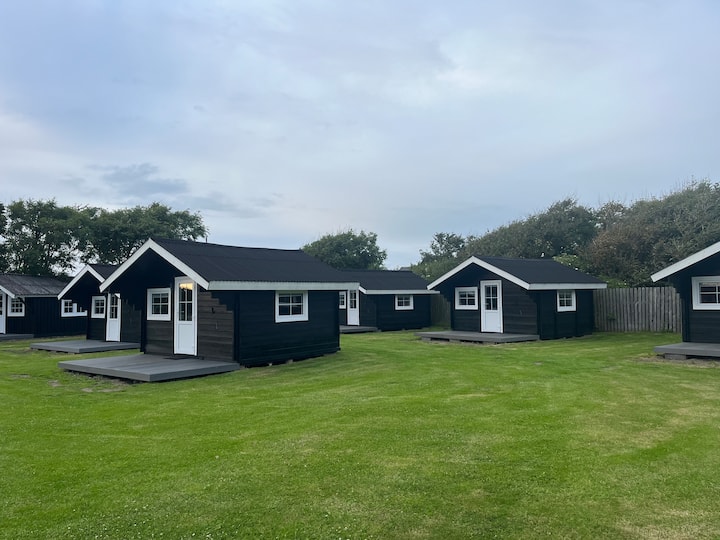 Standard Hytte Med Fælles Toilet - Løkken
