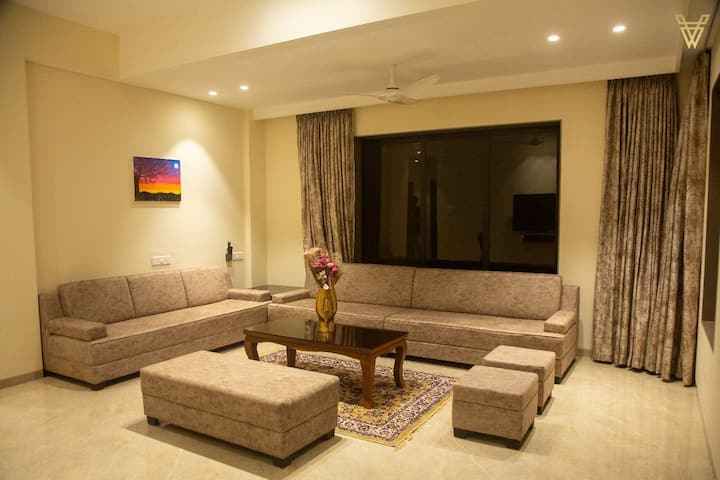 Anand Dham Stay Inn 4bhk Luxury - Lonavala