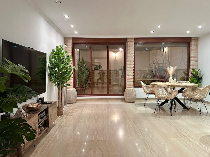 Casa Con Jacuzzi Y Piscina Con Vistas Al Castillo - Favara