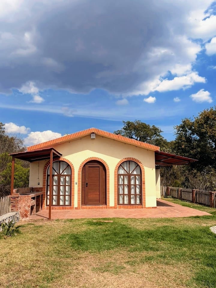 Hermosa Cabaña Cerca De Morelia - Michoacán