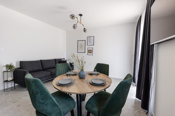 Apartment Antico - Green - Seget Vranjica