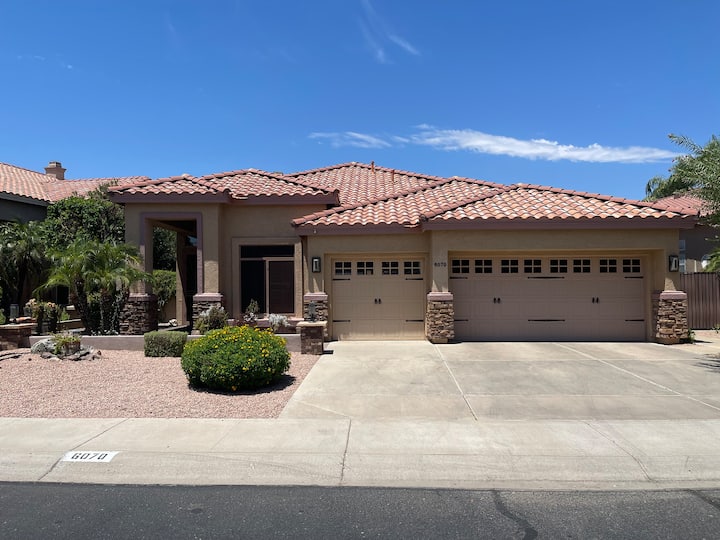 Luxury Home In Glendale - Glendale, AZ