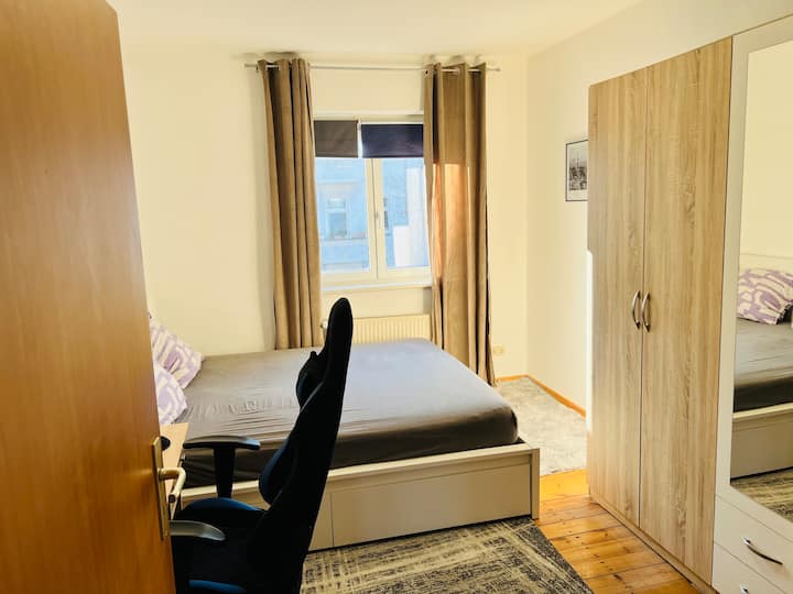 Sehr Schöne Und Helle Wohnung.( Ohne Anmeldung) - Berlin