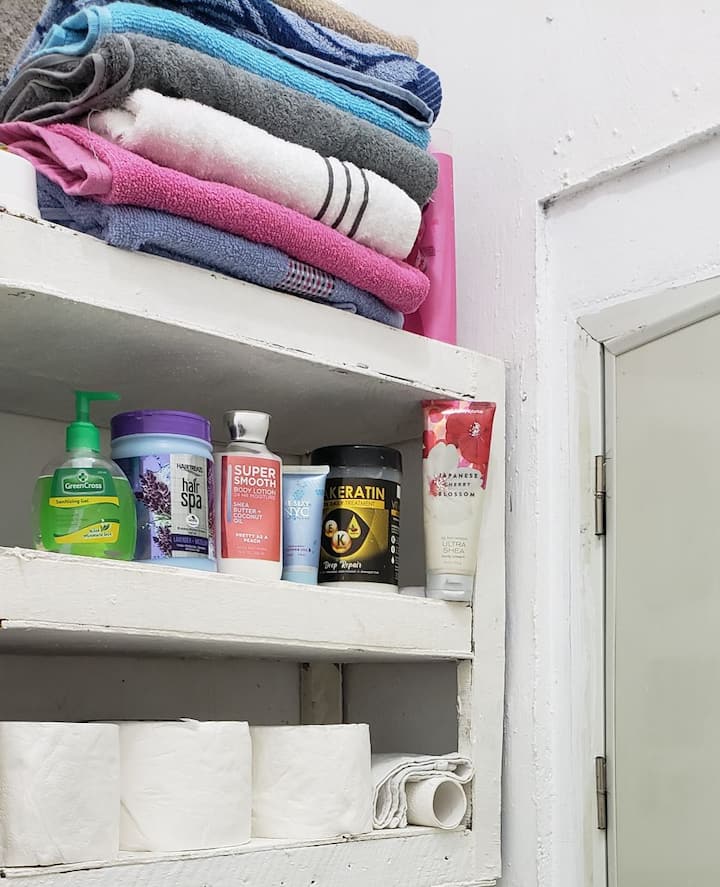 Snow White & The 6 Dwarfs- Sleeps 7 - Midsayap