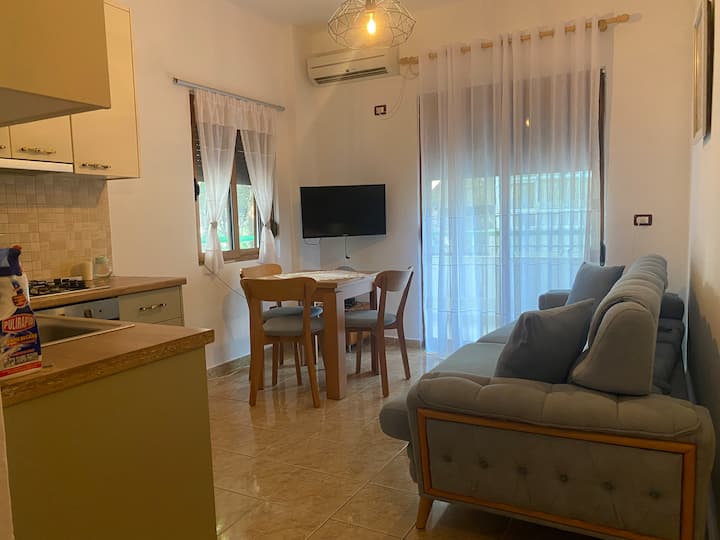 Gerald’s Apartment! - Qerret