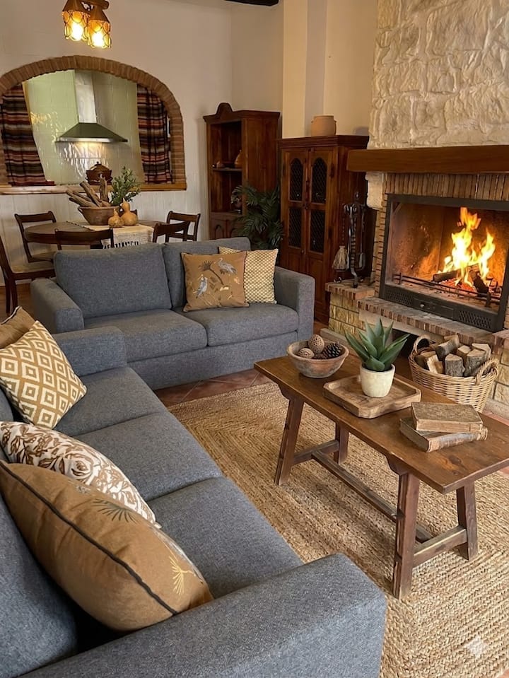 Charming Country House Private Parking - Güejar Sierra