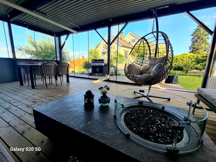 Familievennlig Del Tomannsbolig, Terrasse Og Hage - Oslo