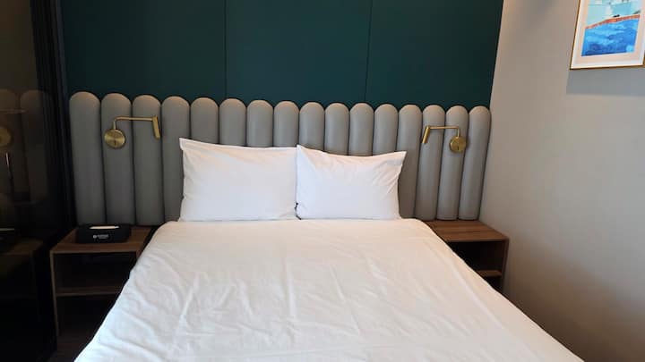 S3 3102  #오션뷰#커플숙소#해운대역2분#ott#무료 짐보관가능#해리단길#해변5분 - Busan