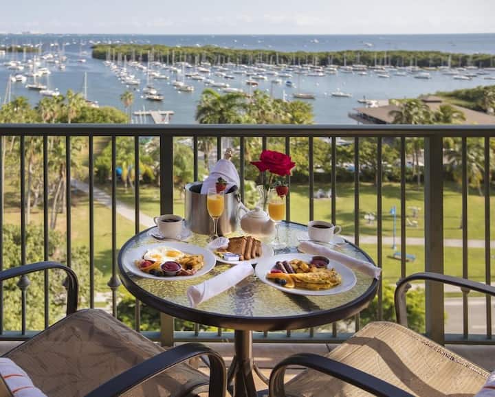 Prime Location! 2 Units Close To Coco Walk! - Miami