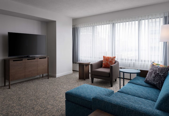 Comfort And Relaxation! Kitchen, Free Breakfast - Chicago, IL