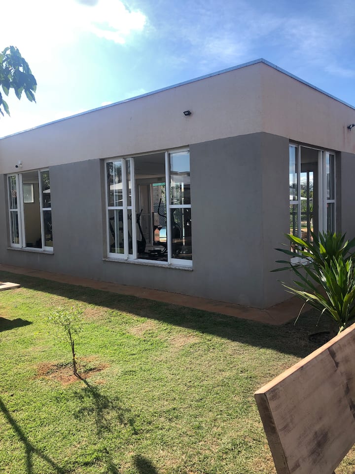 Apartamento Em Condomínio Fechado - Barretos, SP, Brasil