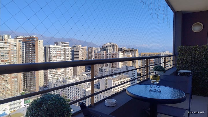 Espectacular Vista 4 Personas A/c + Estacionam - Santiago