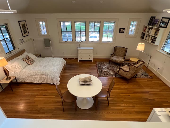 Charming Loft 2 Blocks From Piedmont Park - Atlanta, GA