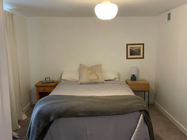 Bright Apt In Billings - Billings