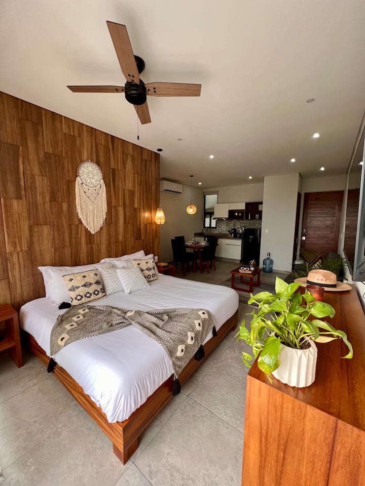 Ocean View Loft Condo + Rooftop Pool By 5th Ave - Playa del Carmen