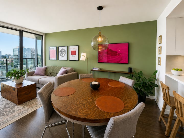 Modern 1-bed Condo | Mountain Views | 10 Mins > Dt - Vancouver