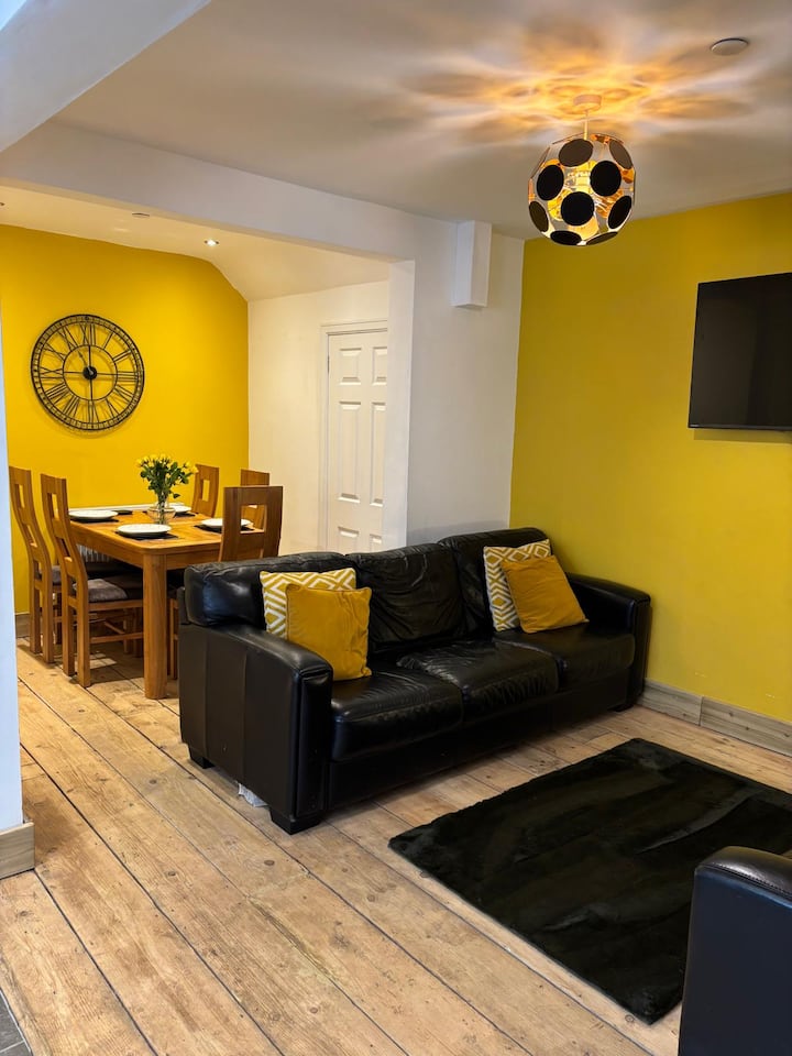 Eva’s Place - Conwy