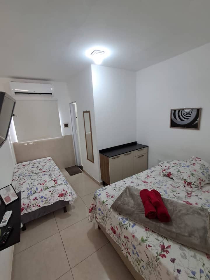 Apt Inteiro, Ar Cond, Garagem, 5min Praia, Apt 103 - Vila Velha