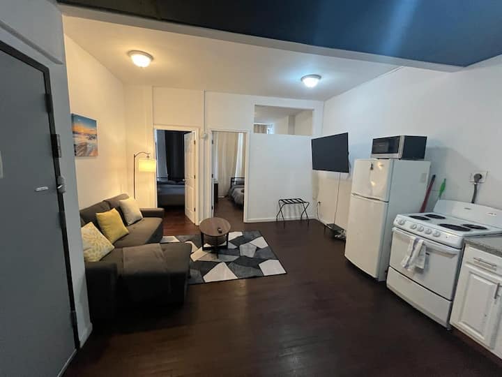 2 Bedroom Prime Location - New York