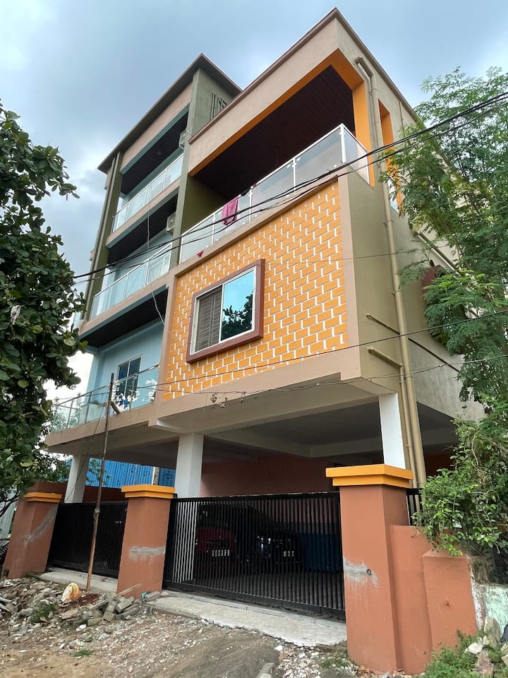 1rk At Bhubaneswar For Couple - Bhubaneswar