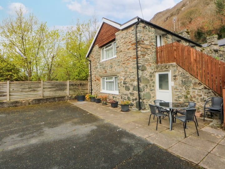 First Floor Apartment - Beddgelert