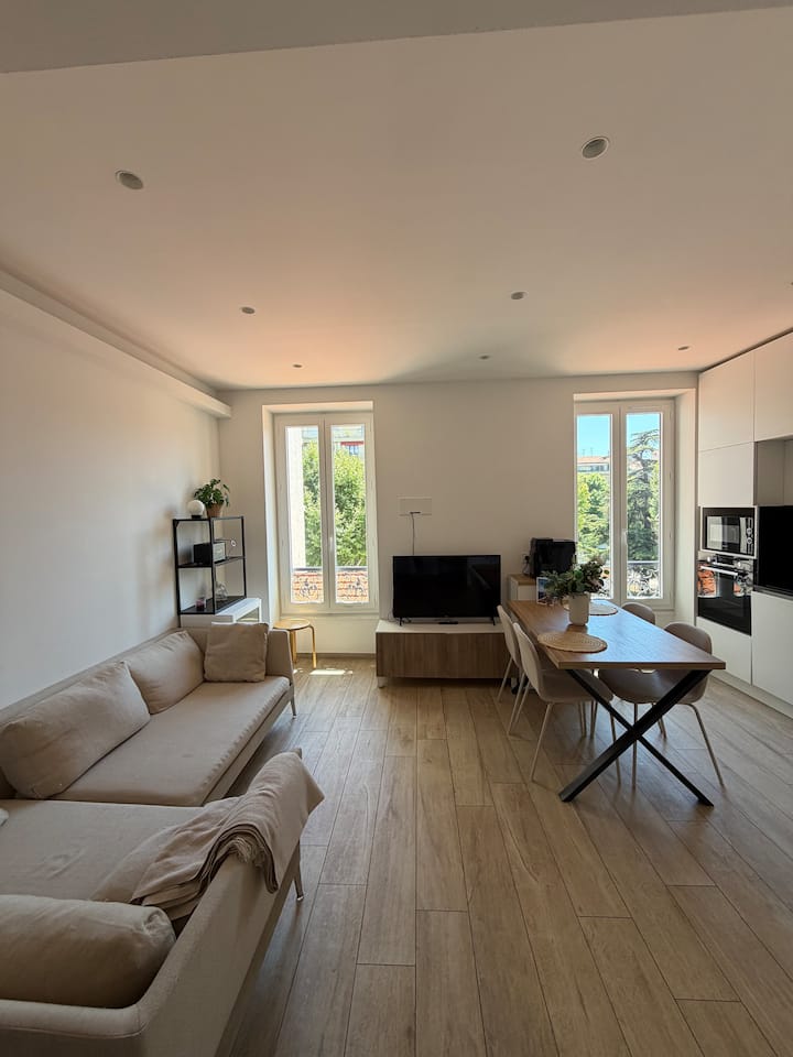 Superbe Appartement Nice Riquier - Èze