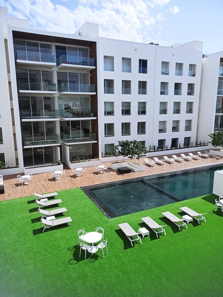 Prime Location Condo - Walk To Beach And Marina! - Cabo San Lucas