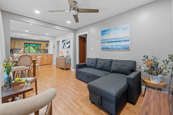 Hauppauge 2br • Near Lirr, Airport & Stony Brook - Islandia, NY