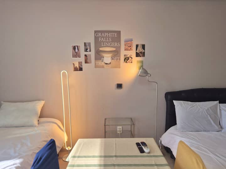 오픈63#공항 5분#풀옵션2베드#넷플#youtube#새가구#3인ok#신라면세점#짐보관ok - 濟州市