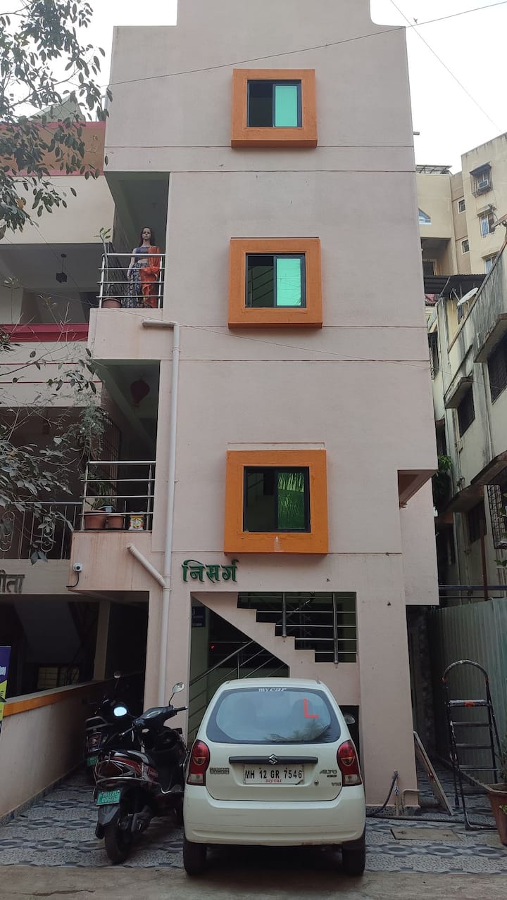 Excellence Home Stay : Safe, Silent: Total Appt. - Pune