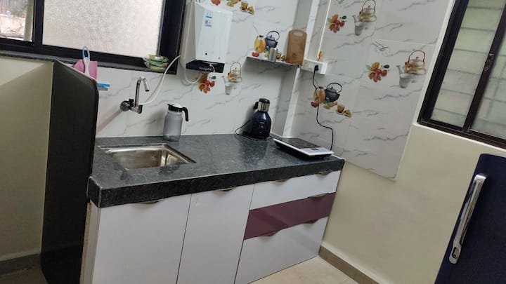 Excellence Home Stay : Safe, Silent: Total Appt. - Pune