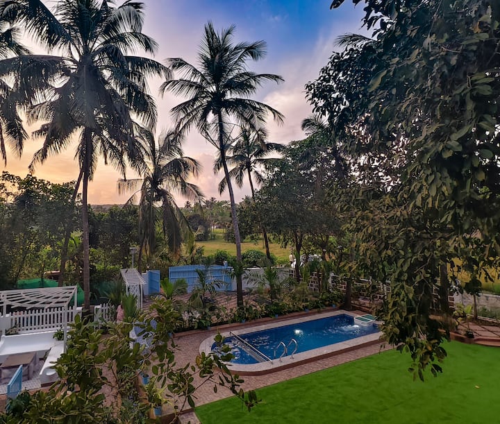 Algeria 4bhk Luxurious Villa - Parra Road By S&j - Goa