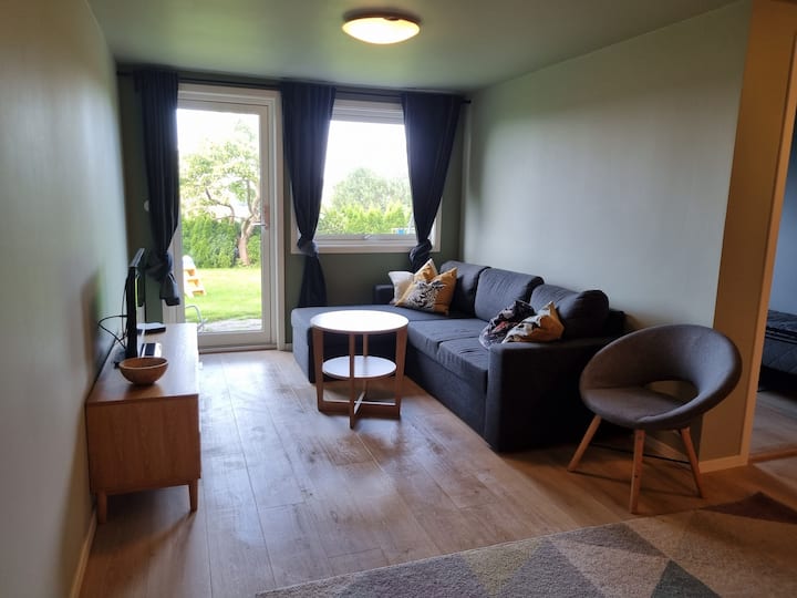 Hyggelig Sokkelleilighet Med To Soverom - Kristiansand