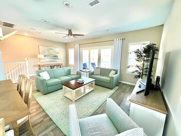 Luxury 2-bedroom Retreat In Pensacola - Perdido Key, FL