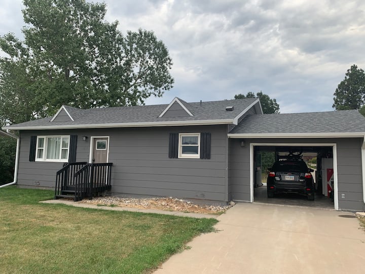Updated Home Easy Access To I90 - Sturgis, SD
