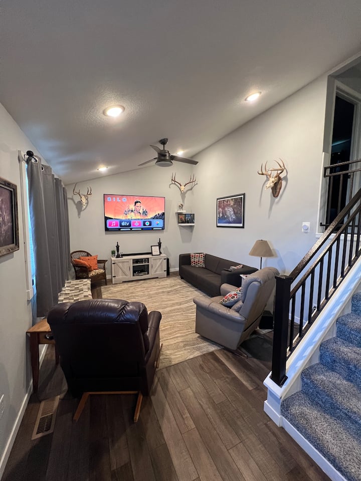 Updated Home  Easy Access To I90 - Sturgis, SD