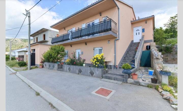 Studio Apartman Jo - Zengg