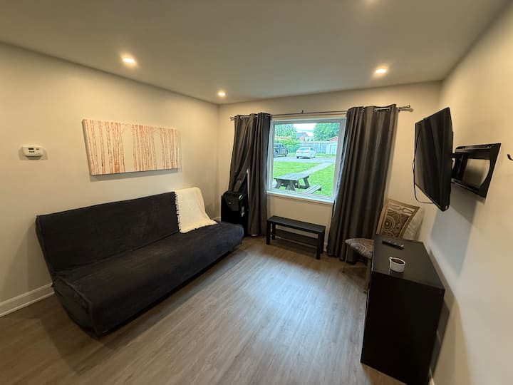 Falls Hideaway – Comfort & Convenience - Niagara Falls